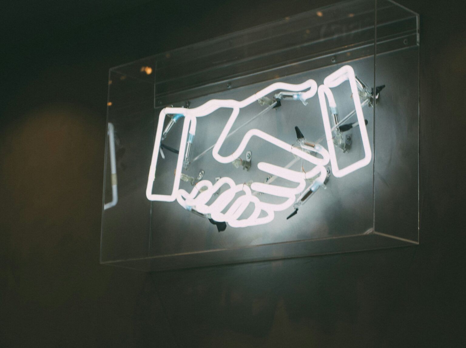 Above The Line Vs Below The Line Marketing [Infographic] | Koozai