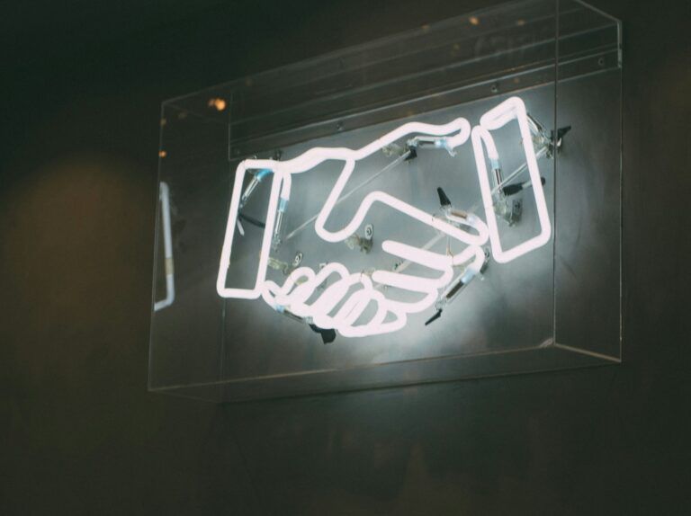 Above The Line Vs Below The Line Marketing [Infographic] | Koozai